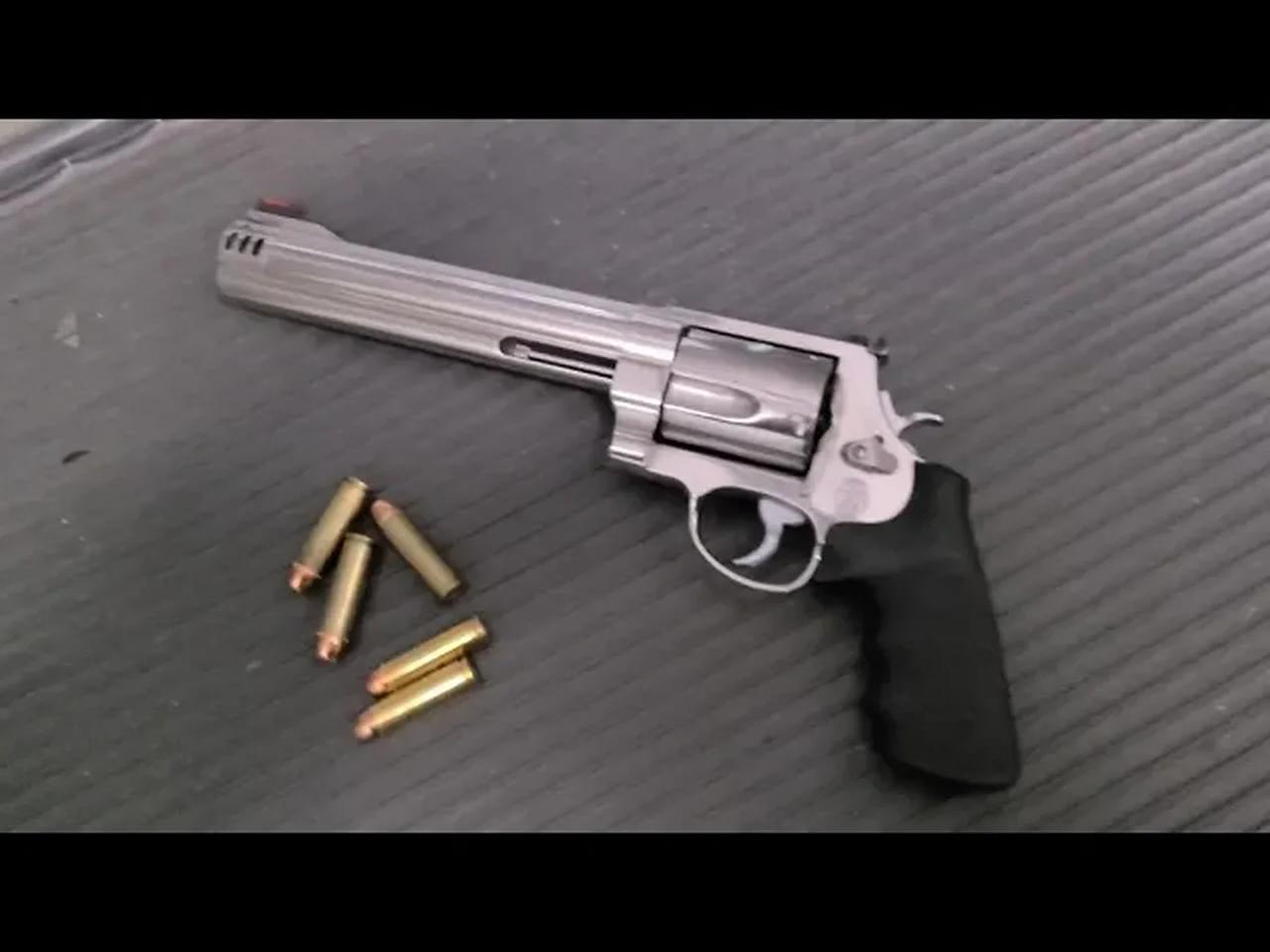 SMITH & WESSON 500 MAGNUM