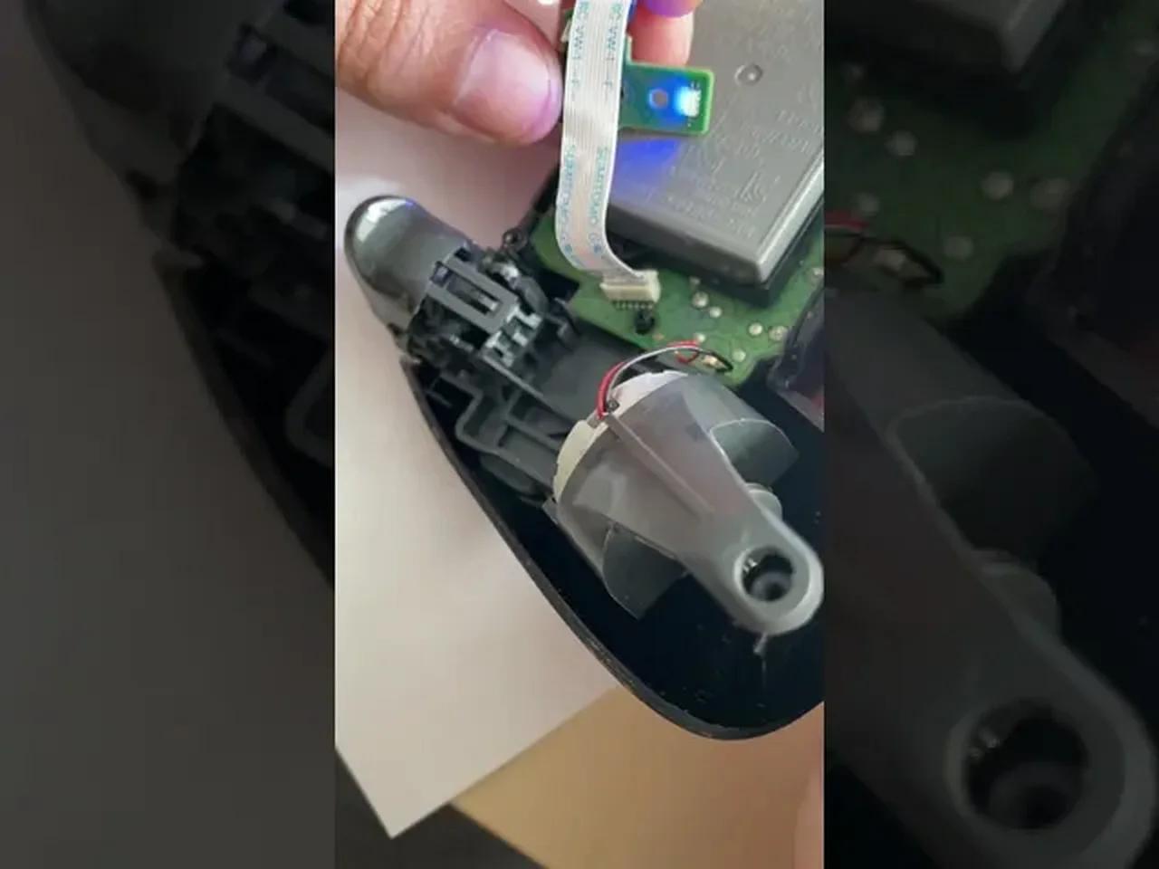 PS4 controller ribbon repair: How to fix it in under 5 minutes! #shorts