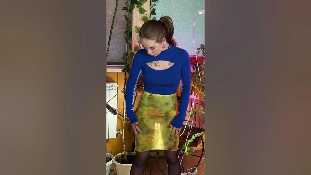 Review Transparent skirt backlit