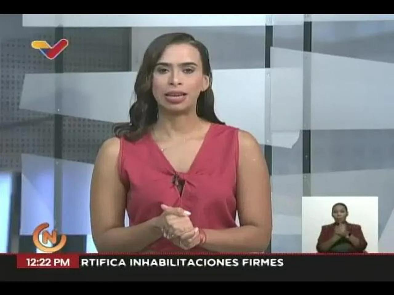José María Casal y Mildred Camero, de la Comisión de Primarias, acuden ...