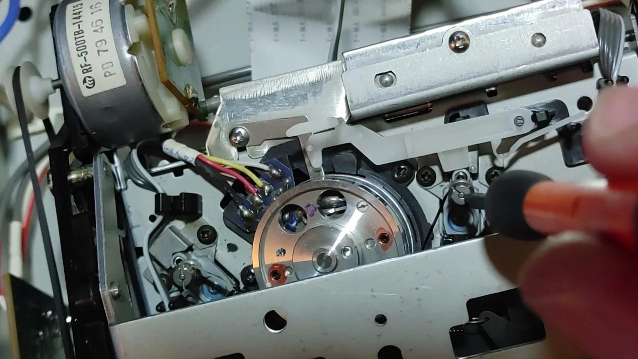 How to adjust drum head azimuth on DAT recorder without oscilloscope ...