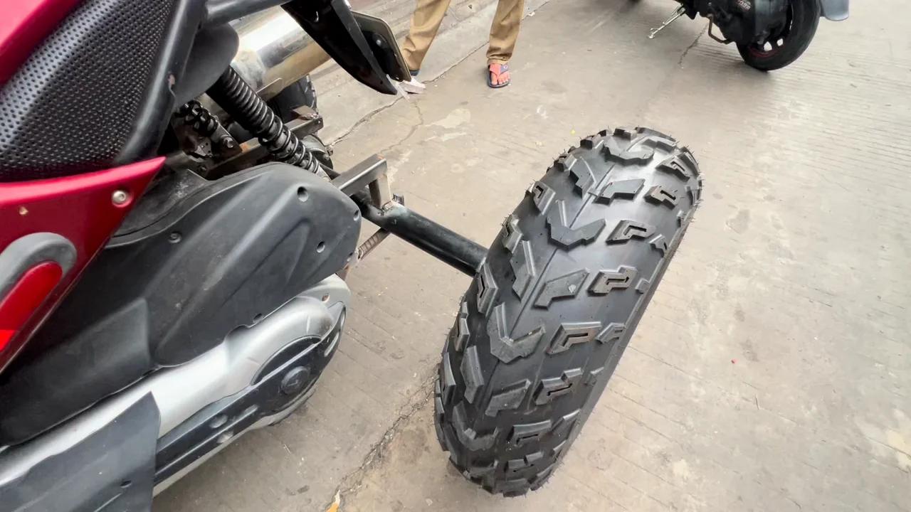 Homemade four-wheeler 500 cc from a three-wheeled Piaggio, made in ...