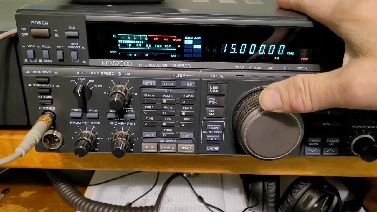 Installing CW filters on my Kenwood TS-850s (Part 2).