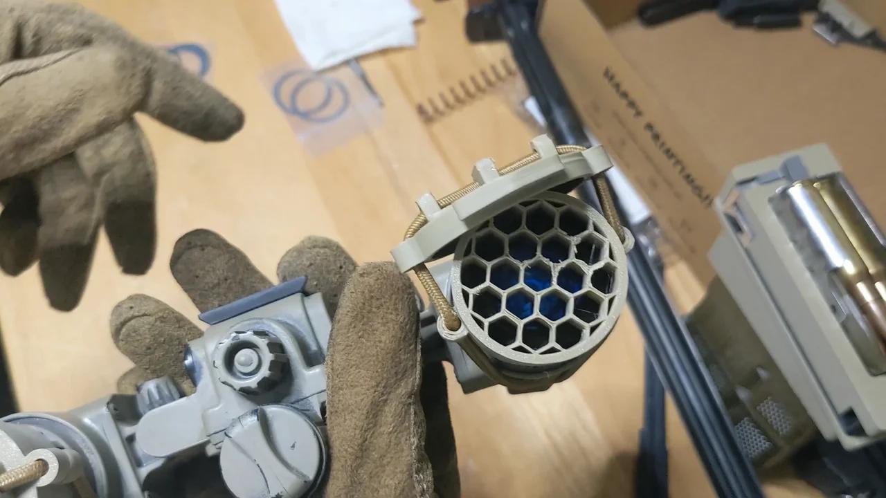 PVS-31 Cover and Aperture Device