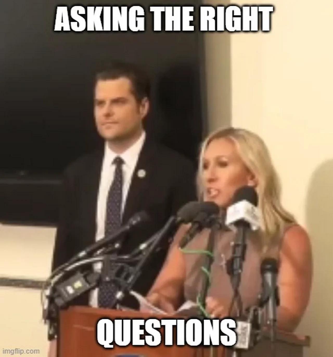 The round Table News desk