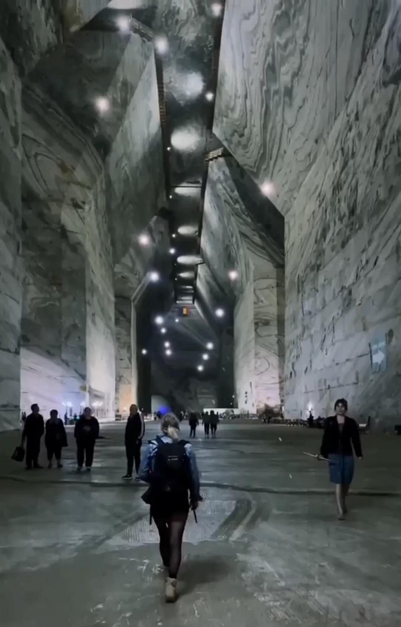 Voila Quoi Ressemblent Les Tunnels Ou Les D U M B s Deep