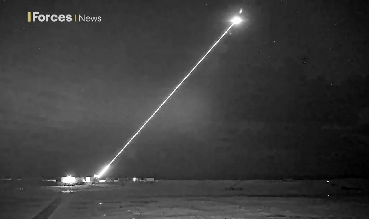 DragonFire~ New declassified footage of £10-a-shot laser precision ...