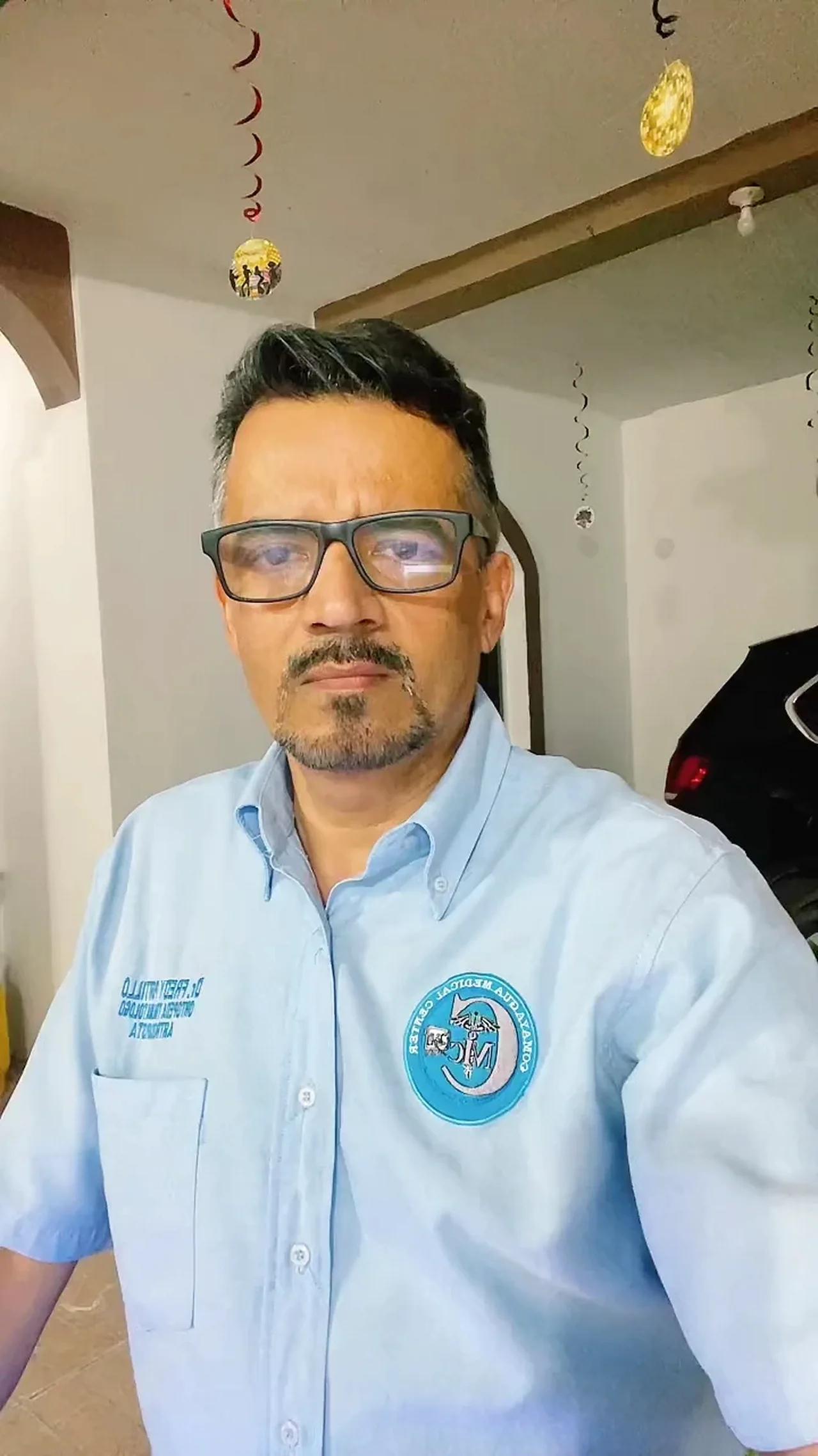 Dr. Fredy Portillo le hace un Homenaje a Leo Dan