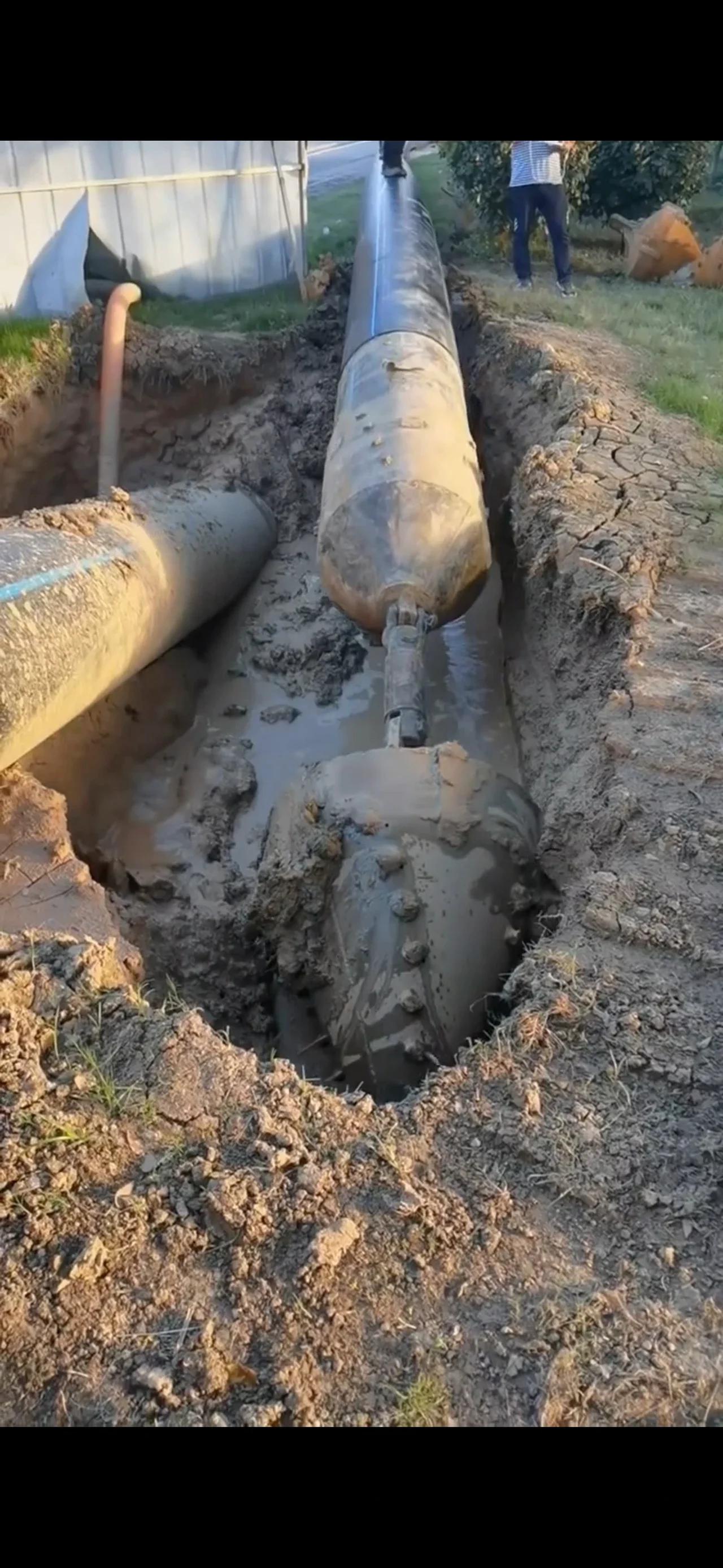 Horizontal drilling piping