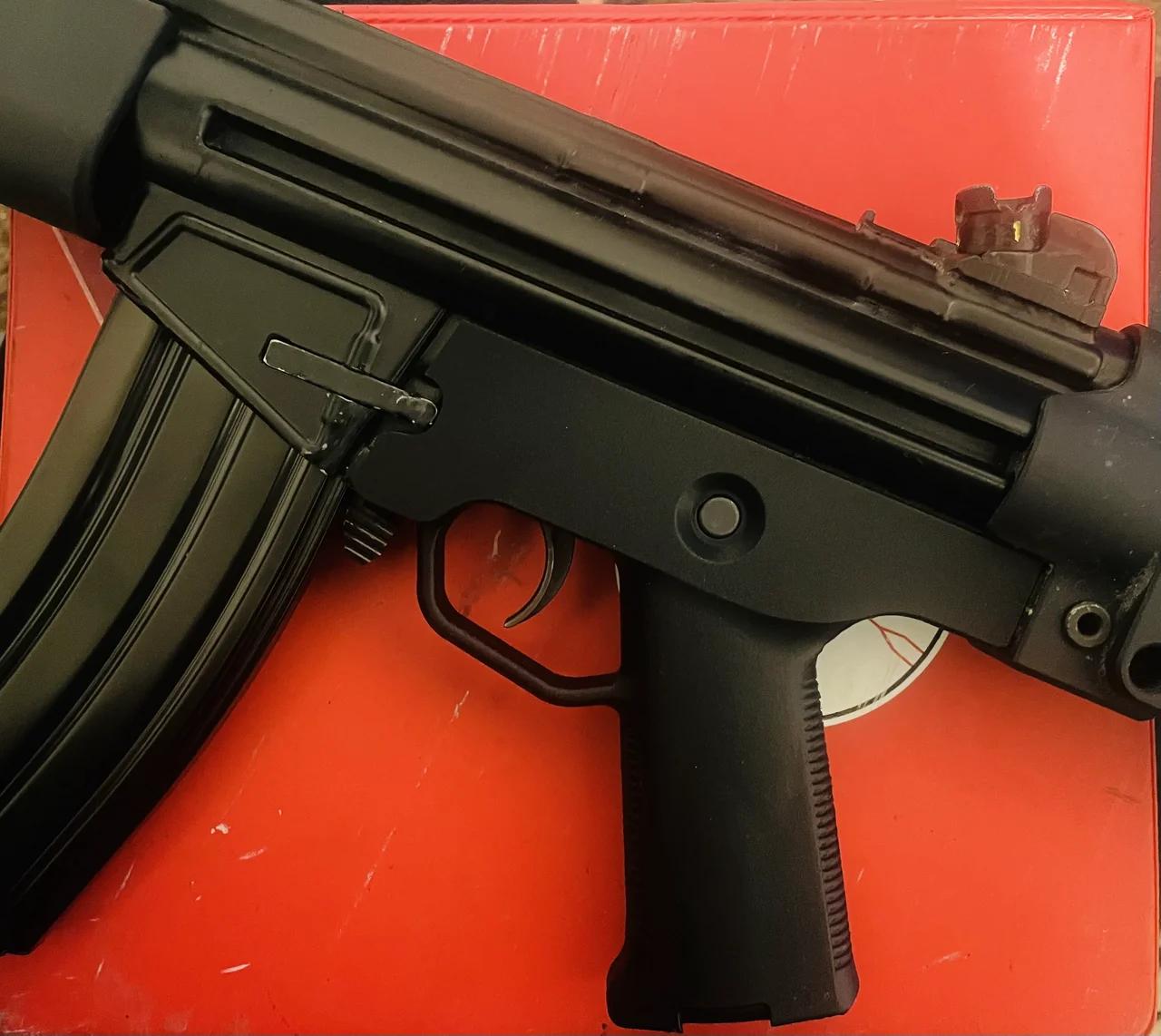 Leber V2 Magpull Remix