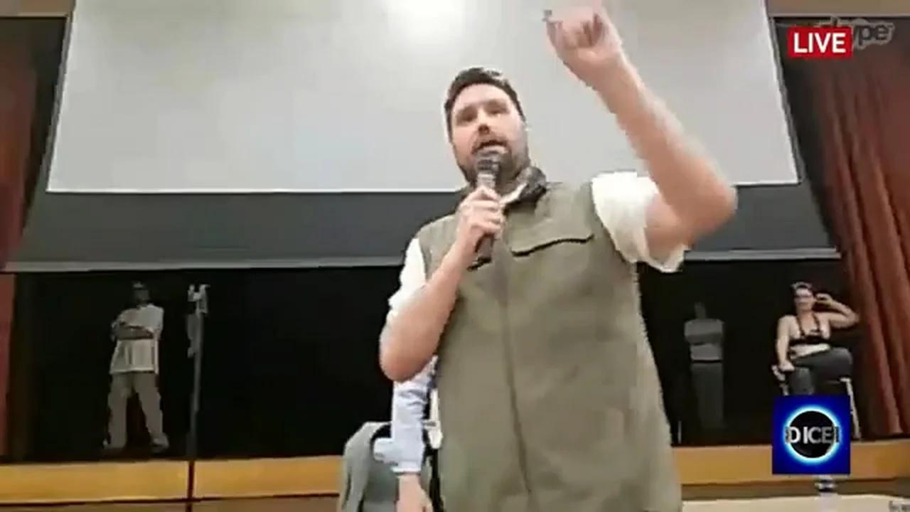 Mike Enoch - Am I White Enough (Mike Enoch at Auburn)