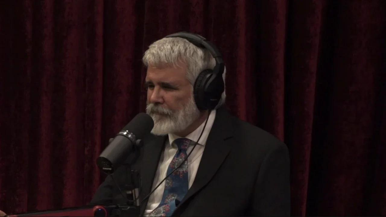Dr Robert Malone - Joe Rogan. Mass Formation Psychosis.