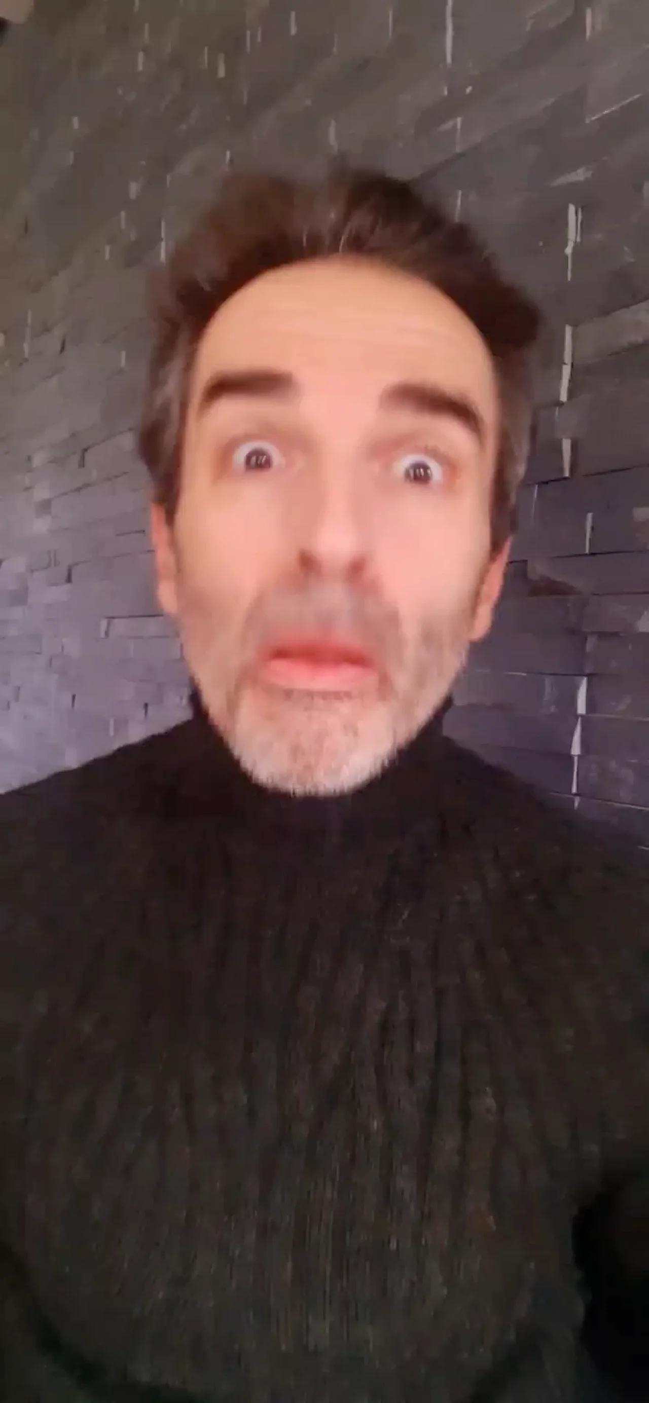 Sébastien Recchia - Restez couchés ! (Épisode 103) - Illuminés de bavure