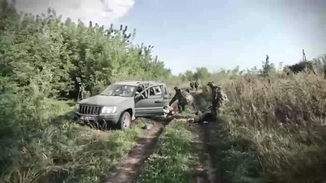 Warning: GRAPHIC Video. RUSSIAN SABOTEURS DESTROY UKRAINIAN/NATO ...