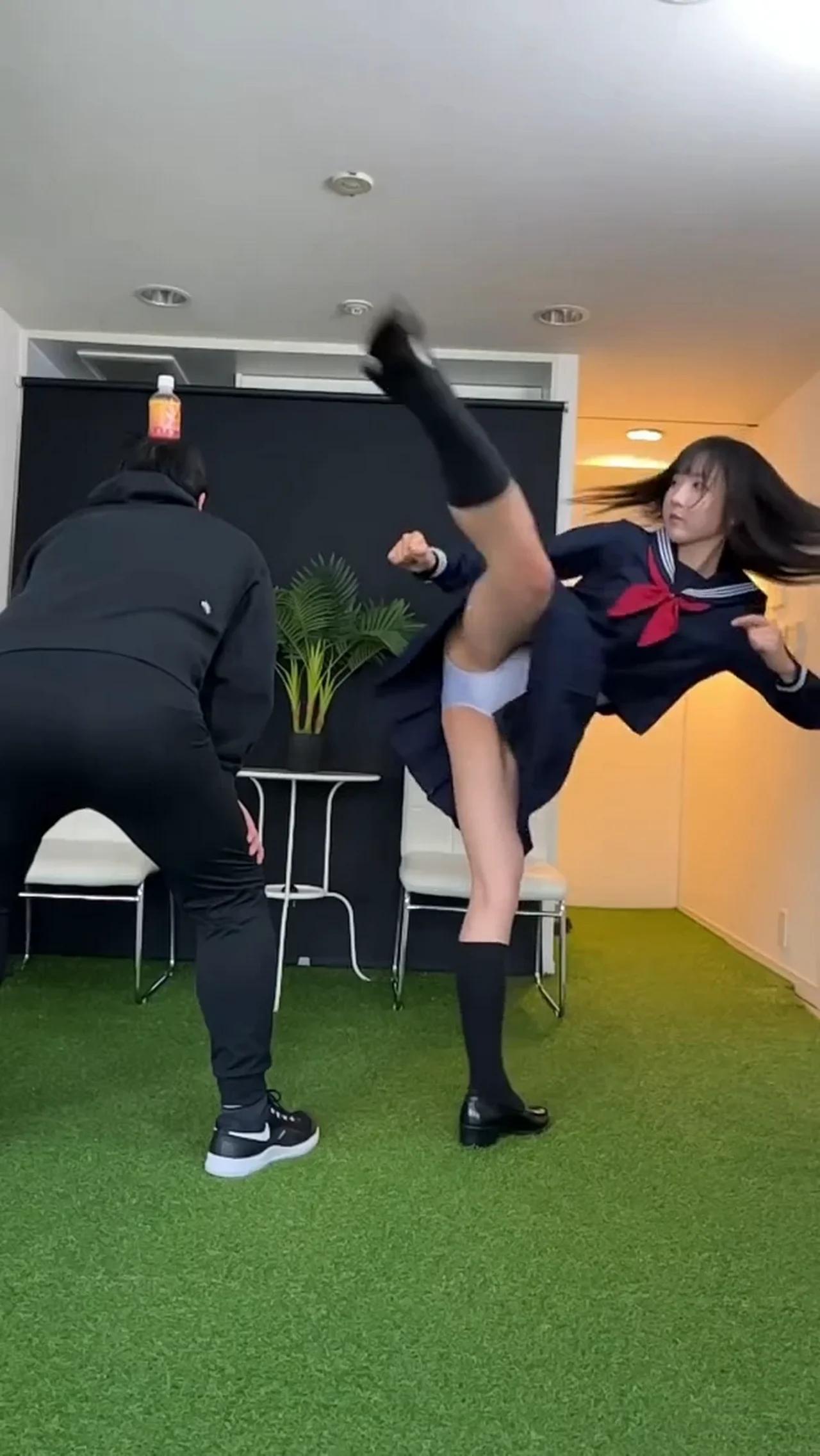 Bottle kick회축 챌린지