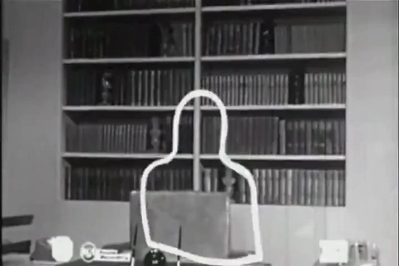 In Debt We Trust: America Before The Bubble Burst (2006)