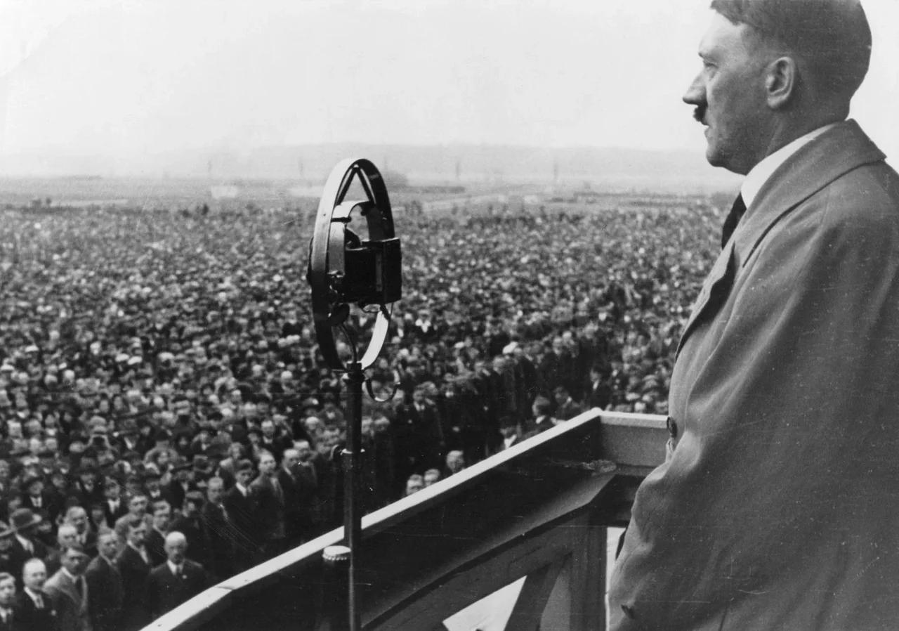 Adolf Hitler speaks to the German armaments workers in Berlin December ...