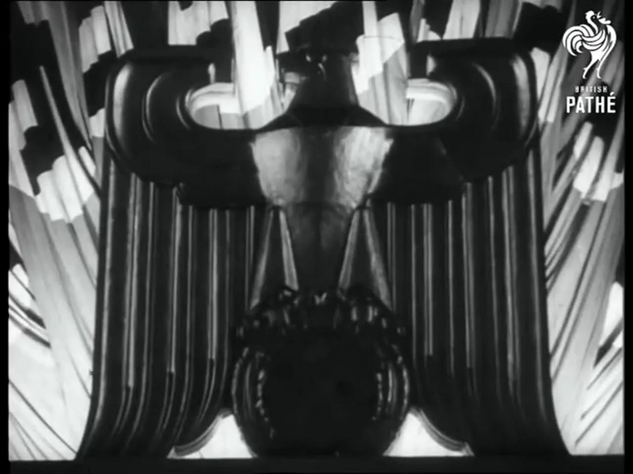 Hitler Returns From Italy (1938) from British Pathé