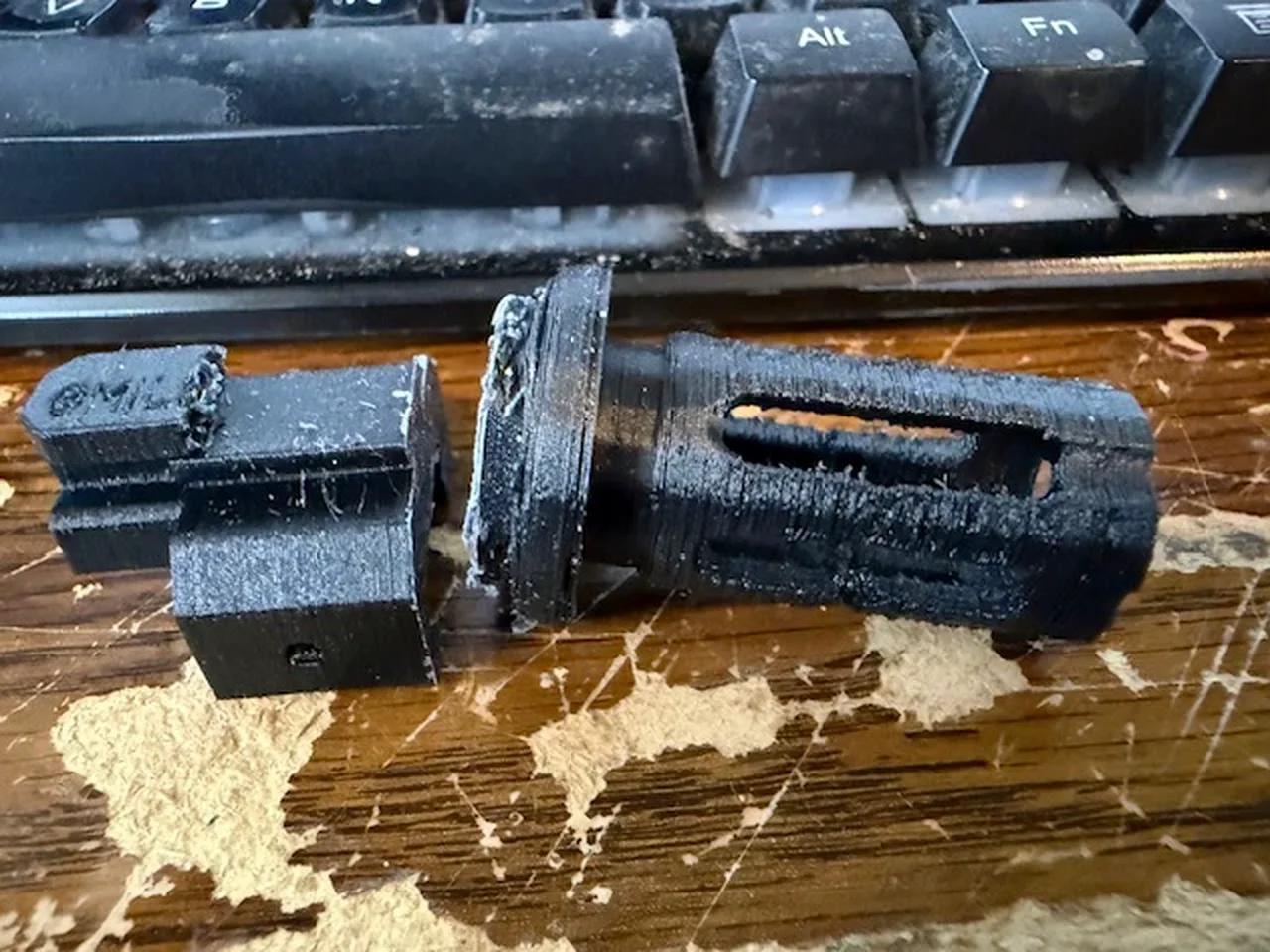 bayonet flash hider with rail lug