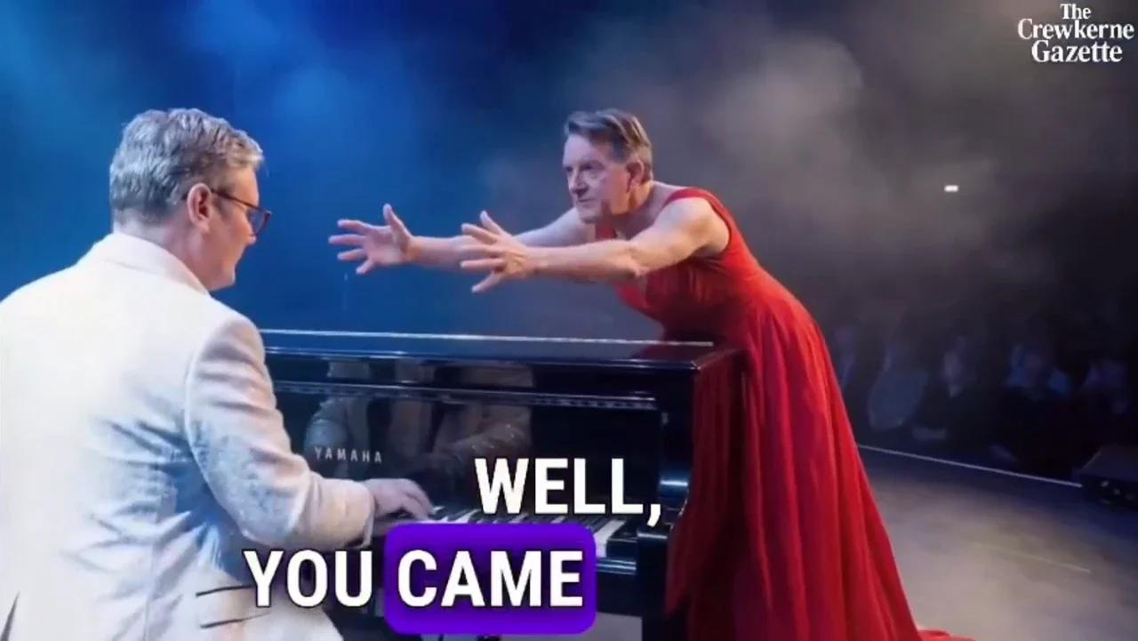Queer Starmer Sings 'Mandy' LOL!