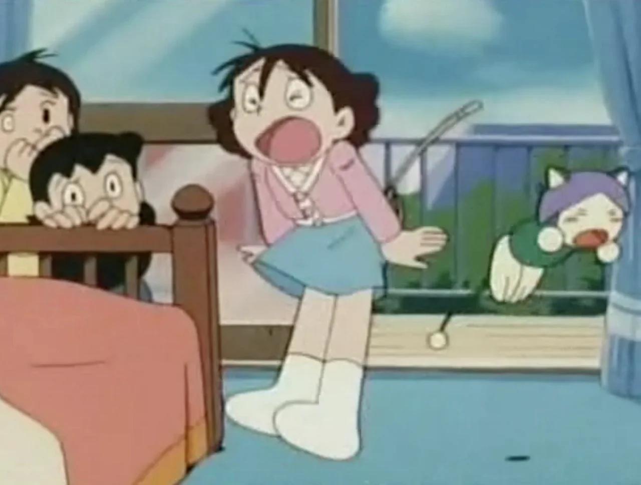 Chinpui Mouse spanking scene episode 54