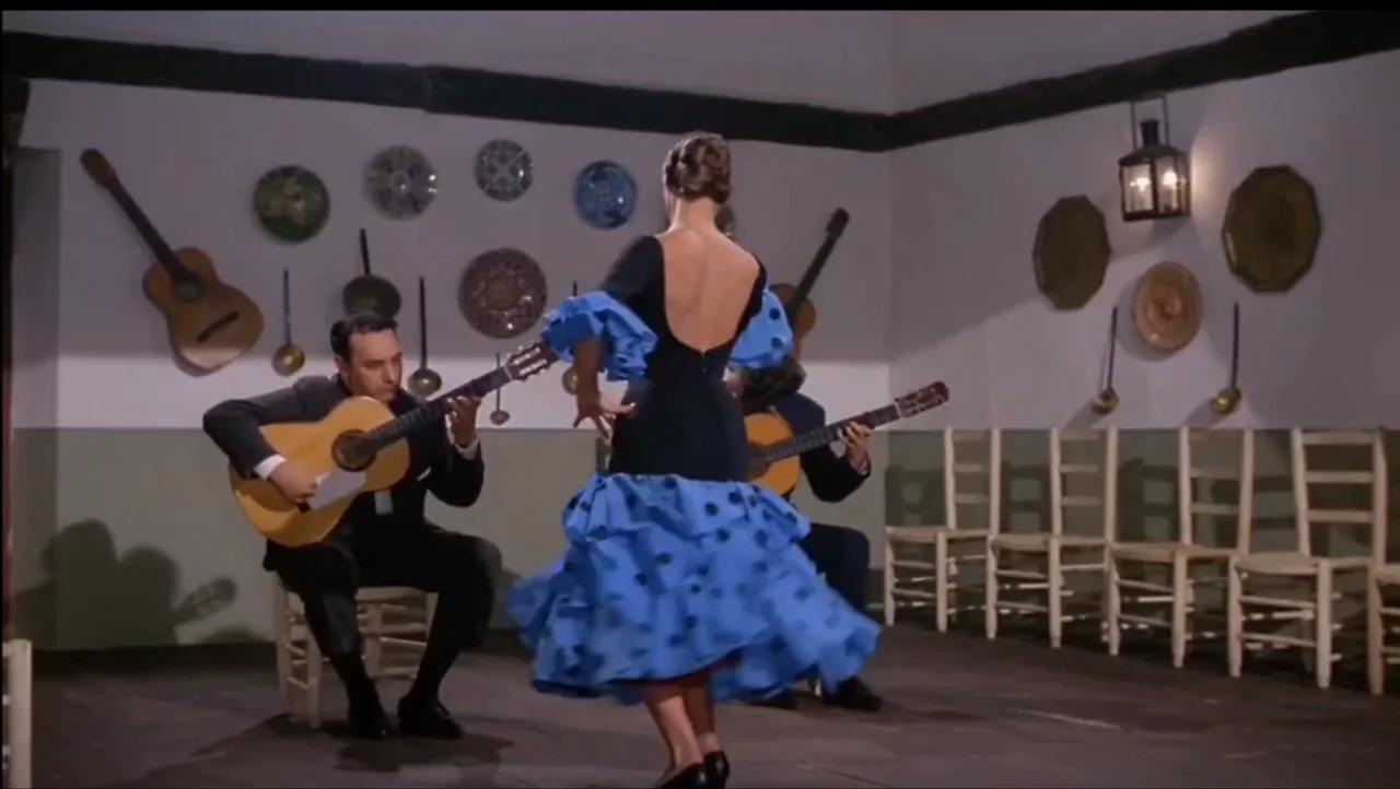 Acompañame (1966) – Escena de taberna