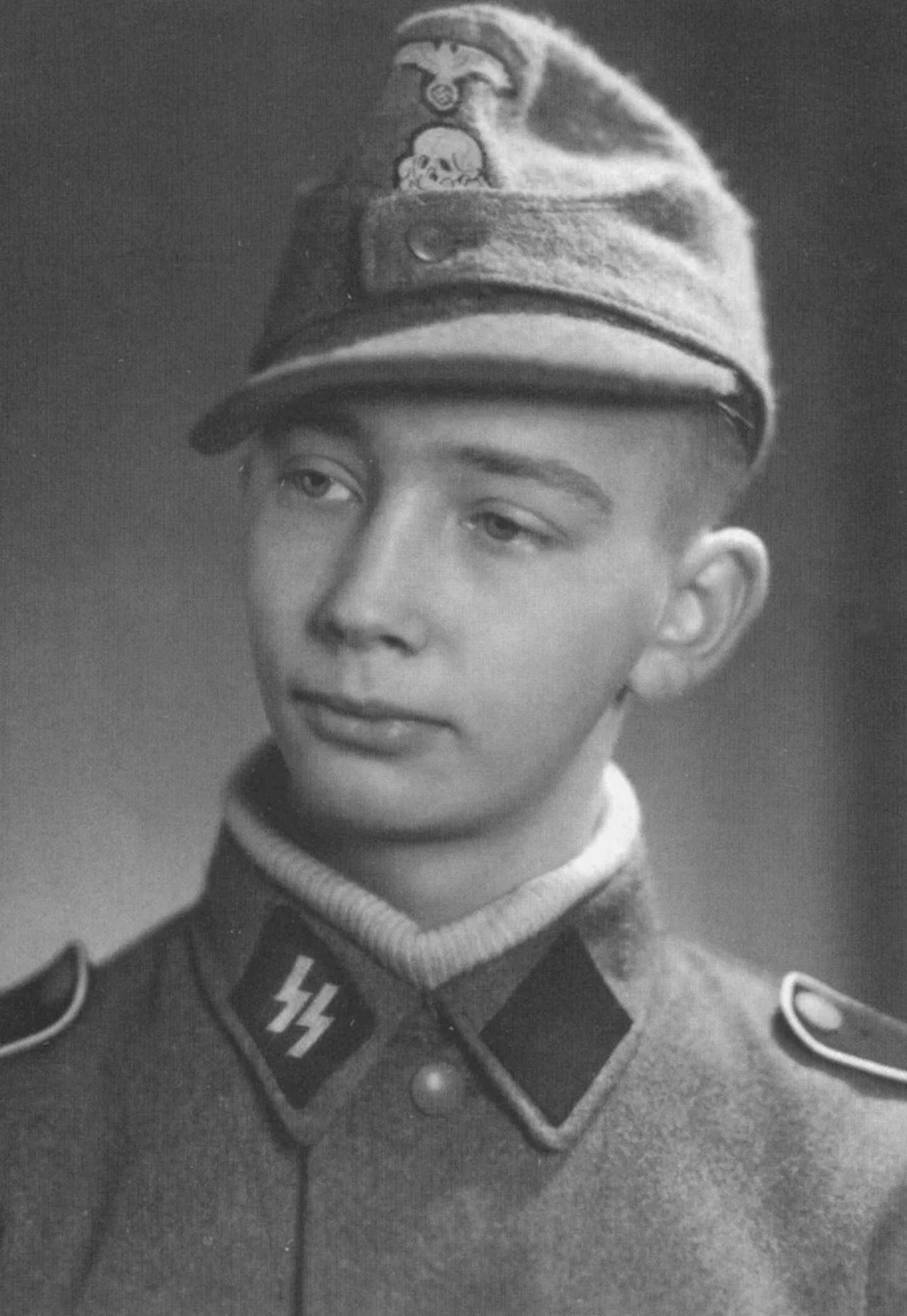 Interview Hans Schmidt, Leibstandarte SS Adolf Hitler , North Carolina ...