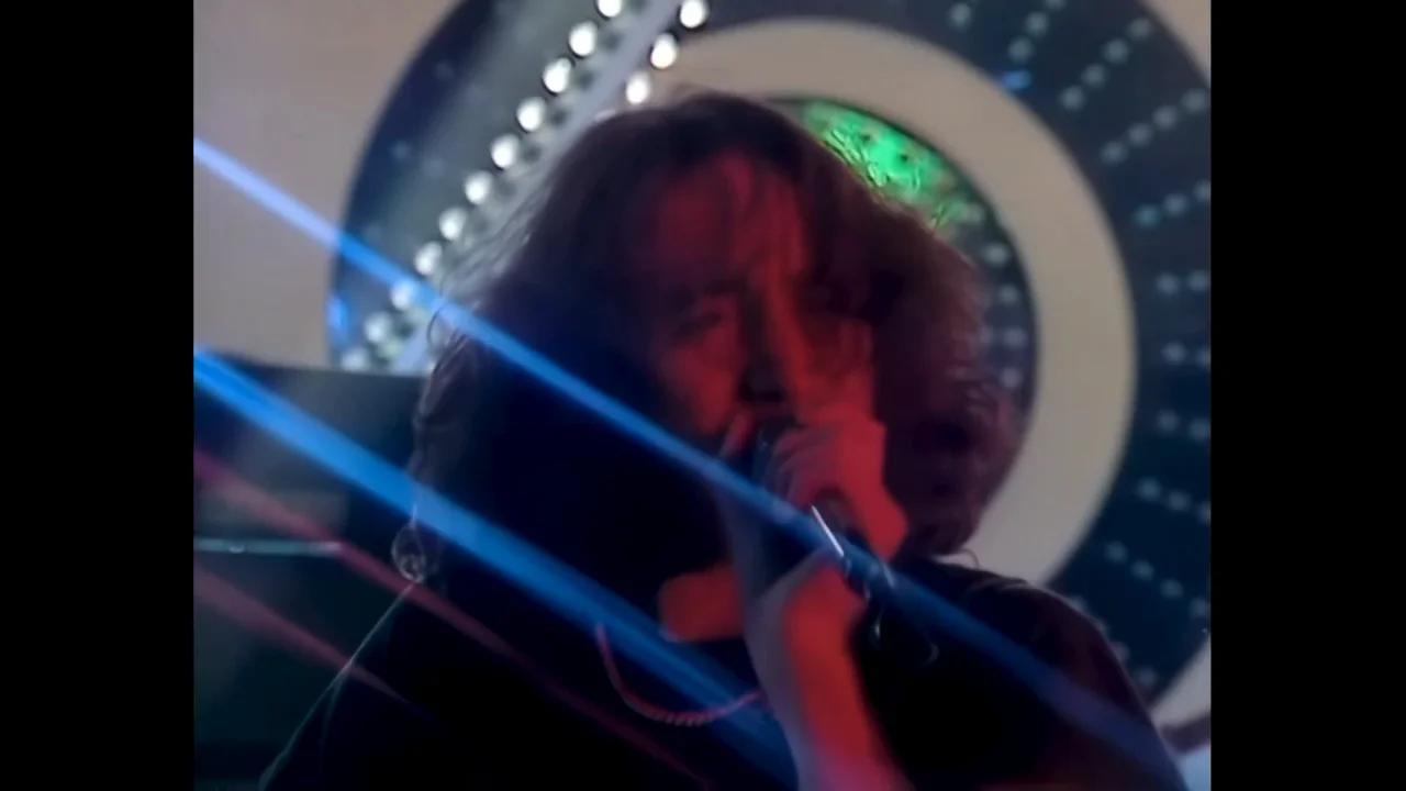 AC/DC - Girls Got Rhythm [Music Video][Rock 1979]