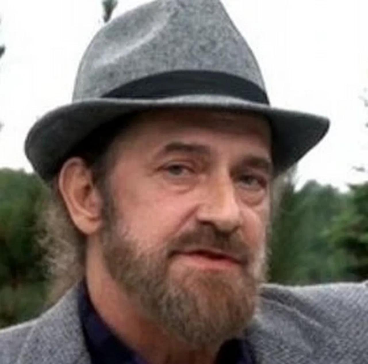 Alan Watt - Cutting Through The Matrix.