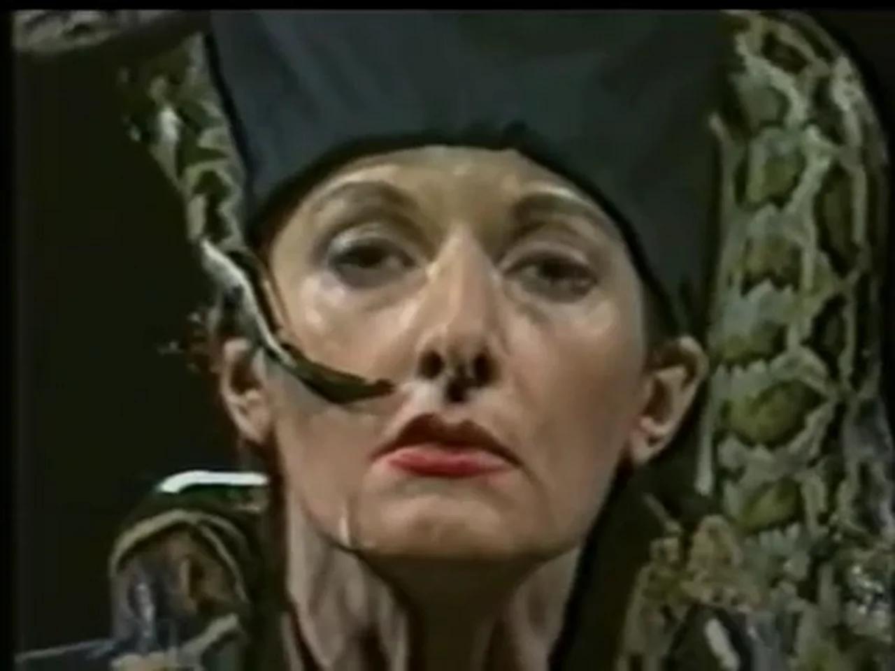 Marina Abramović: “Cocina Espiritual” (Spirit Cooking, 1997)