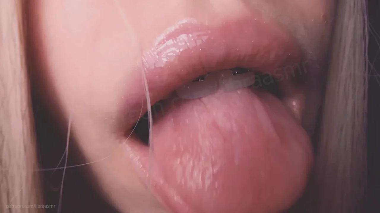 asmr lens licking 👅👅👅