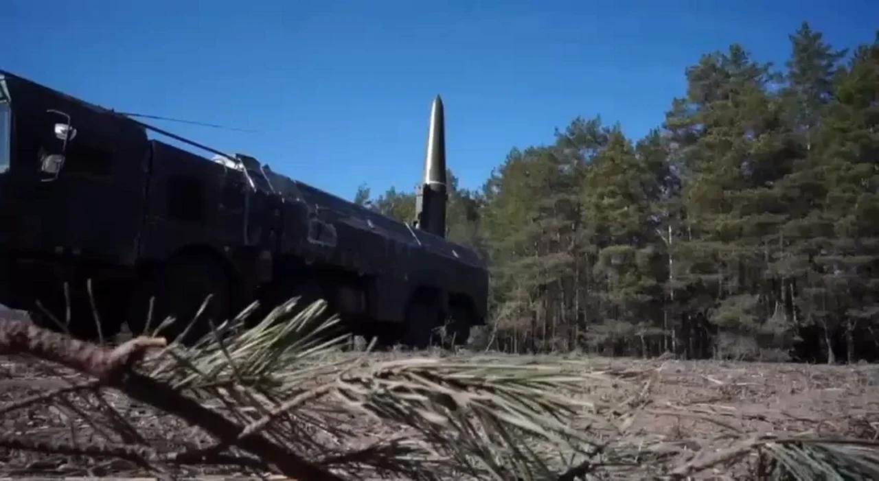 Russian Iskander-M targeting ukranian command post that was a few ...