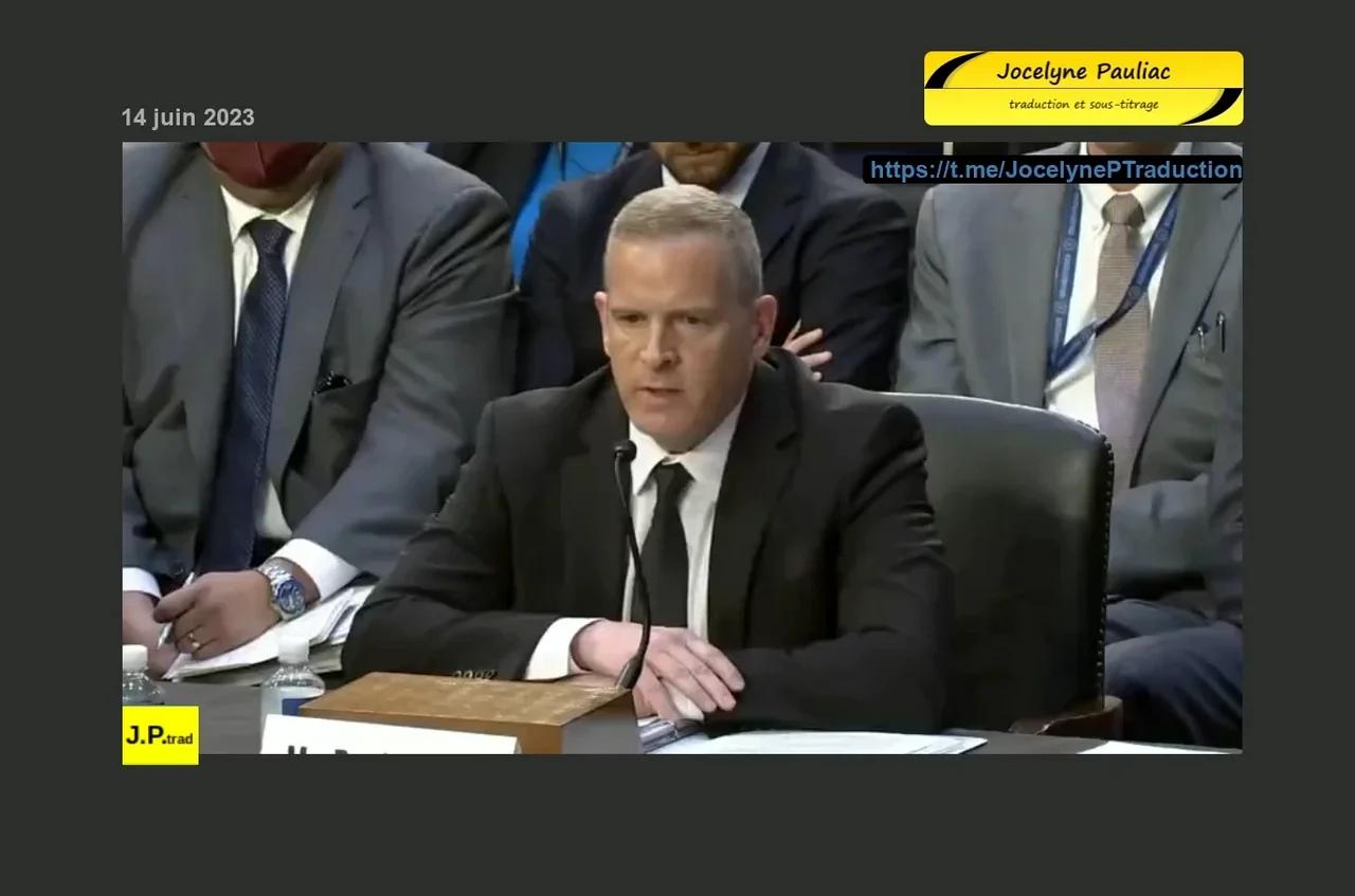 Le directeur adjoint du FBI, Paul Abbate, interrogé par une sénatrice