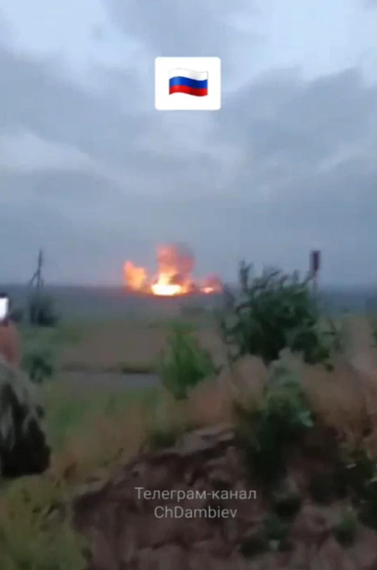 📽️-A 🇬🇧&🇫🇷, A dramatic video shows Russian FAB air-dropped bombs!