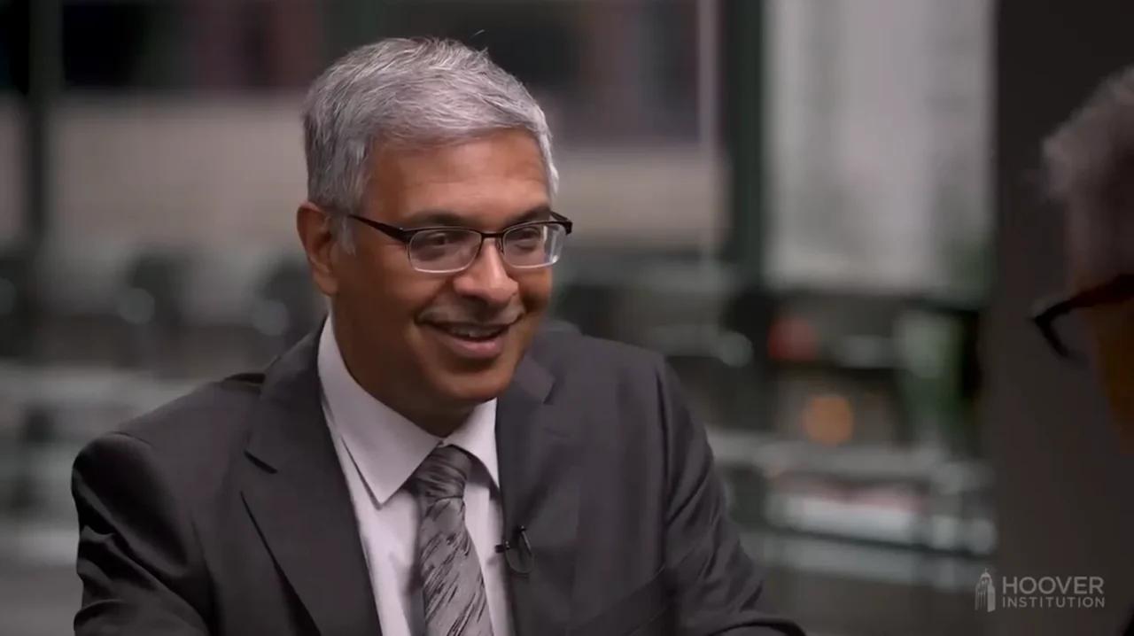 Jay Batthacharia - gain de fonction - réflexion personnelle et engagement