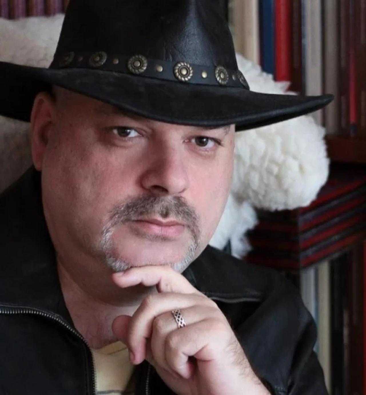 2025-10-13 - J.Chvátal_Z.Sýkora_449_Doktrína YUGA cyklů a Odhalení ...