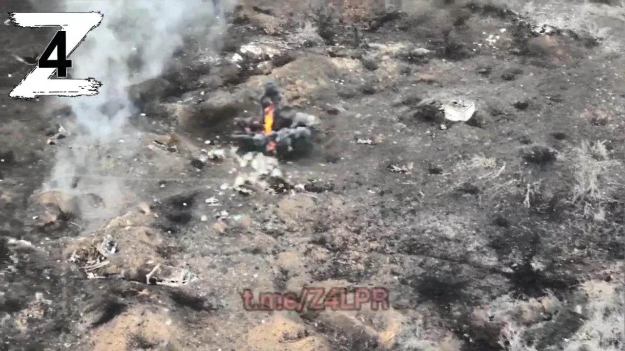 LPR Artillery neutralising ukrainan troops on the front lines.