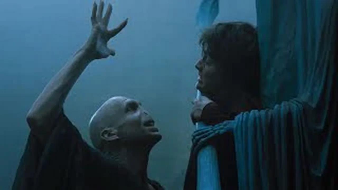 Voldemort Returns In The Graveyard | Full Scene | Harry Potter and the ...