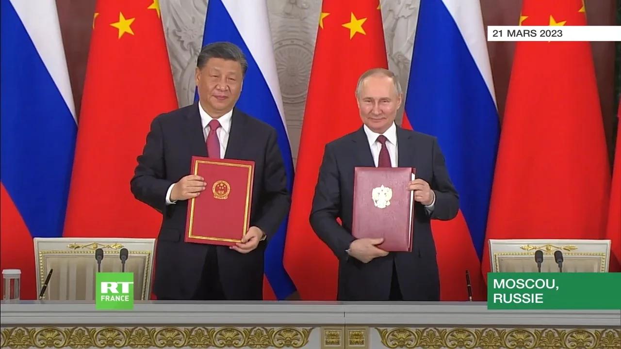 Signature par Vladimir Poutine et Xi Jinping de deux déclarations ...