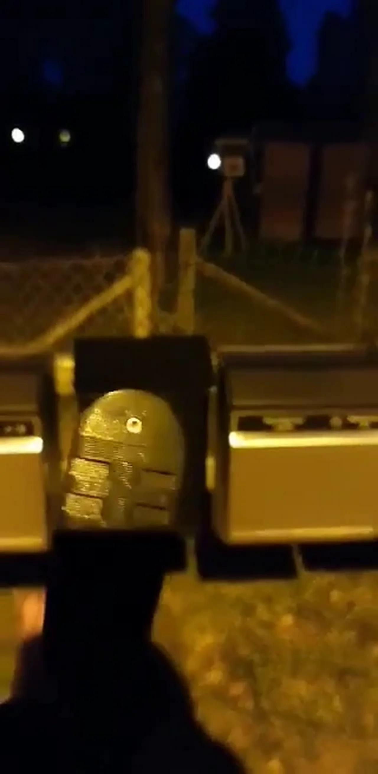 NEEKERI POSTILAATIKKO SIEGE