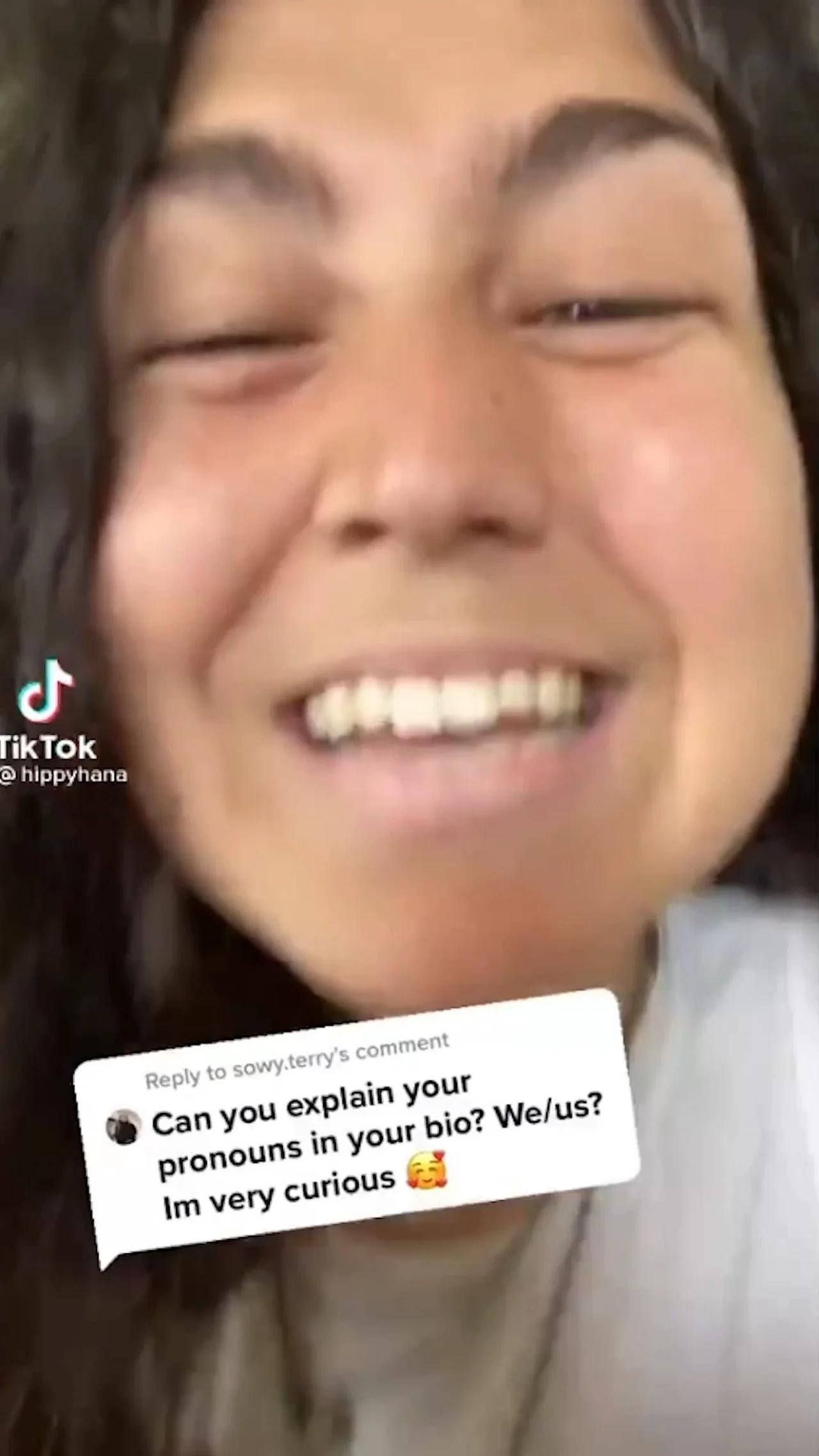 Explaining Collective Pronouns