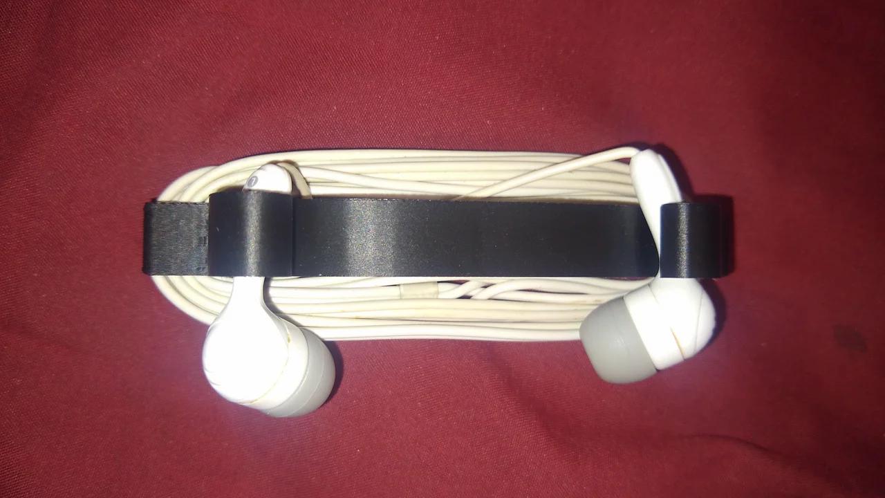 3d print - earbud holder - stl file