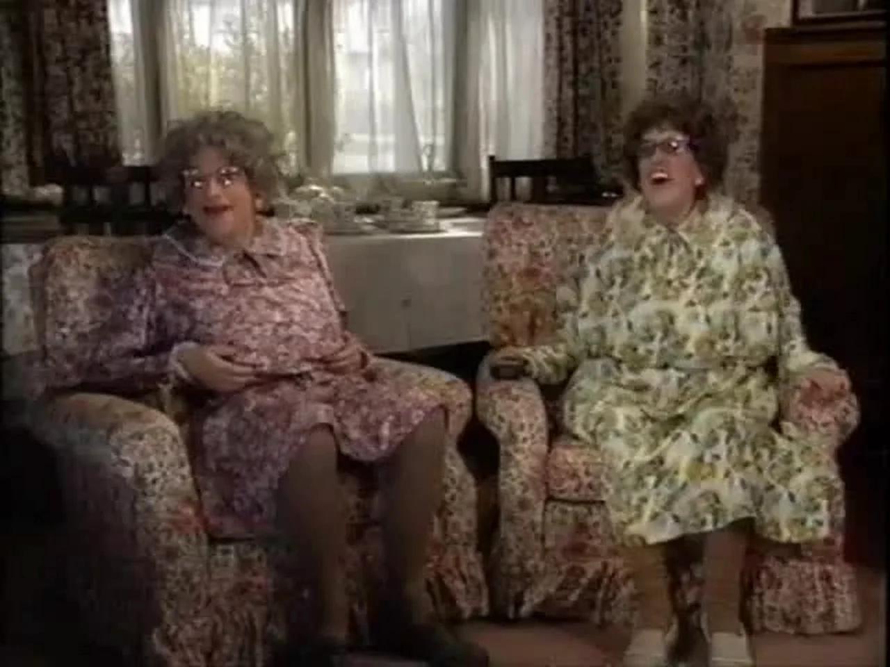 Harry Enfield, British Gas YOUNG MAN