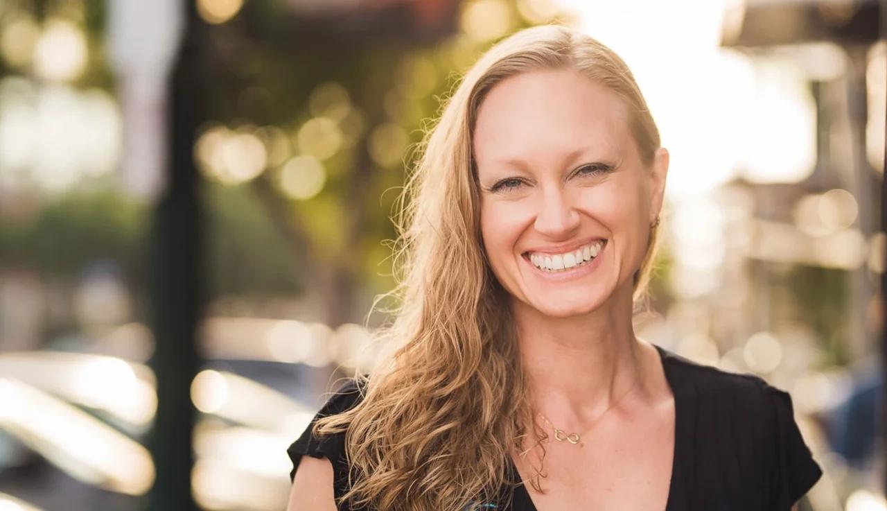 Eric Francis Coppolino interviews Meredith Miller on Planet Waves TV