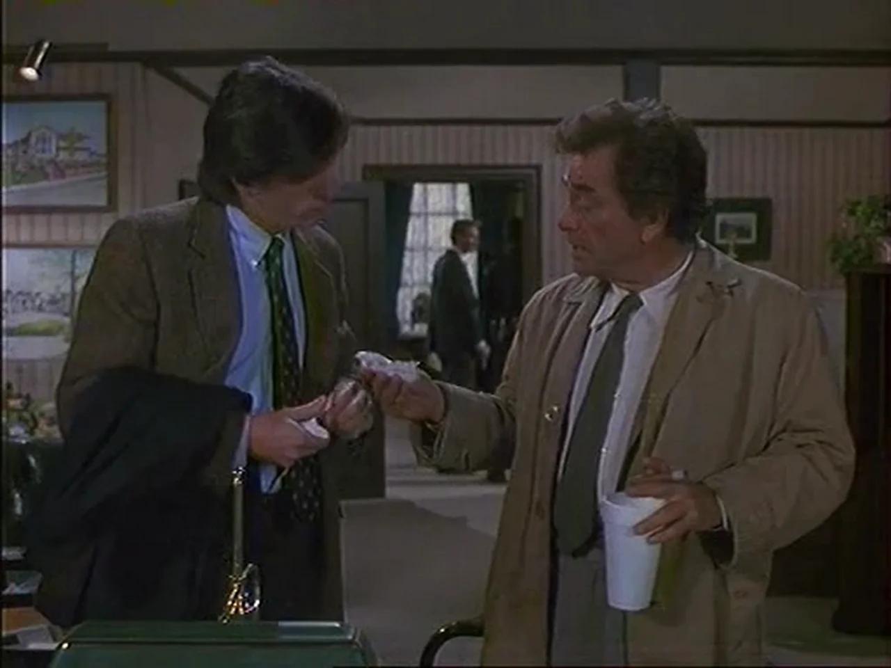 Columbo-53-L'enterrement de Madame Columbo-film-policier-1990