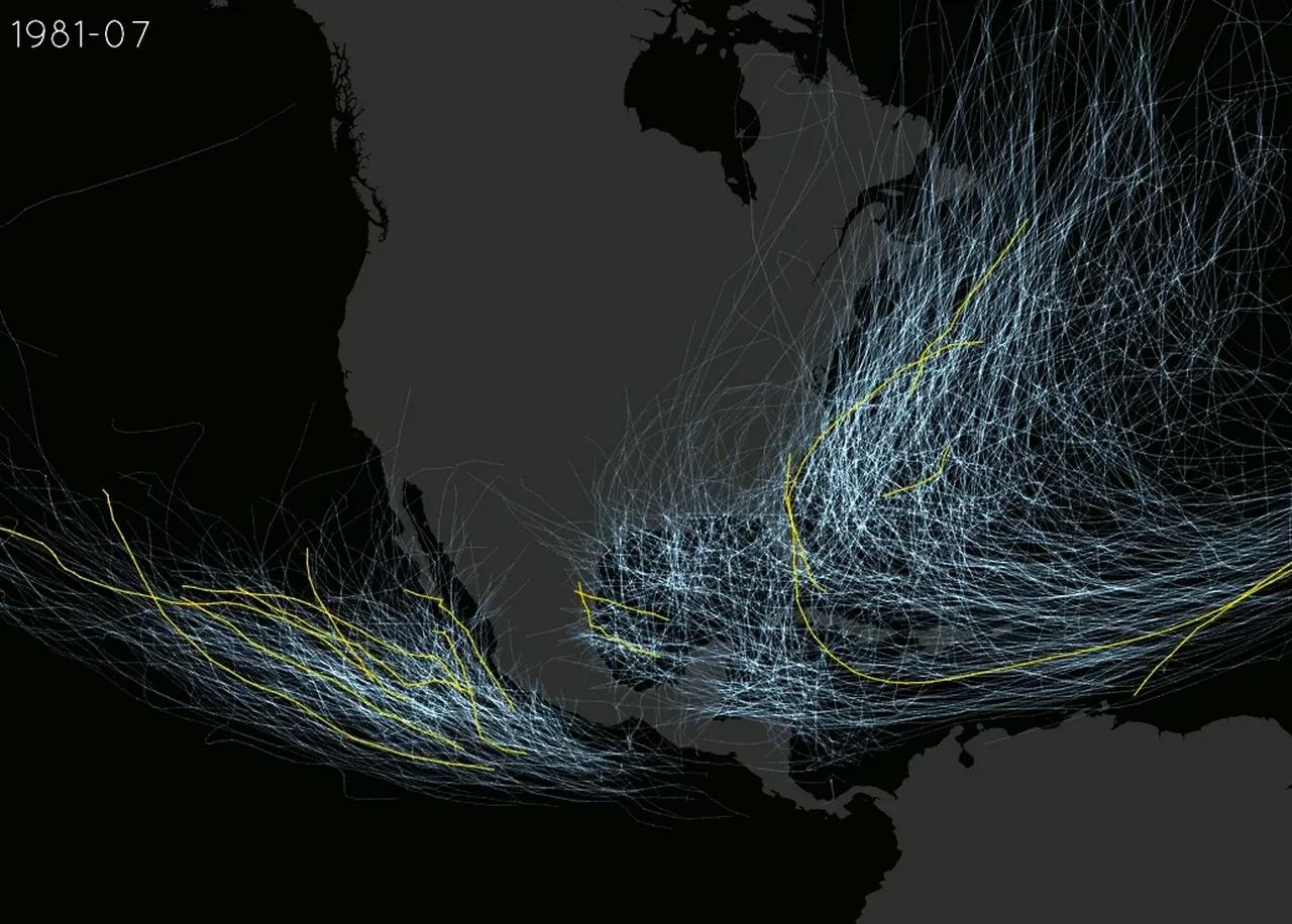100 years of hurricane paths animated