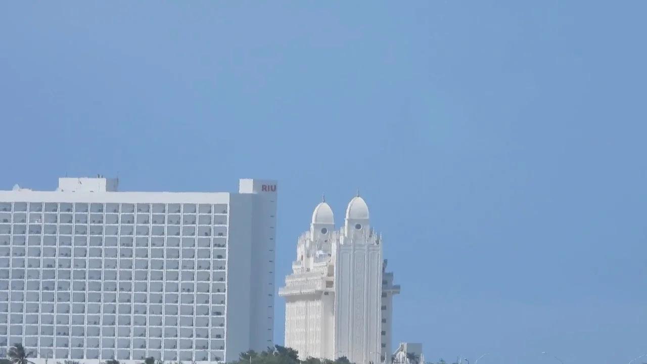 Nikon P1000 Zooming on RIU Hotel dome. (Eagle Beach Aruba)