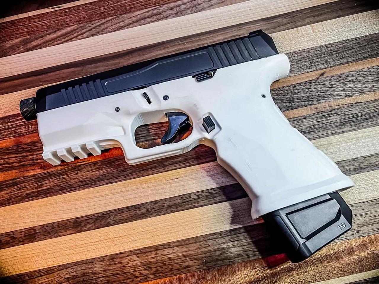 Unseenkiller Glock 19 Gen 3 Py2a Rails