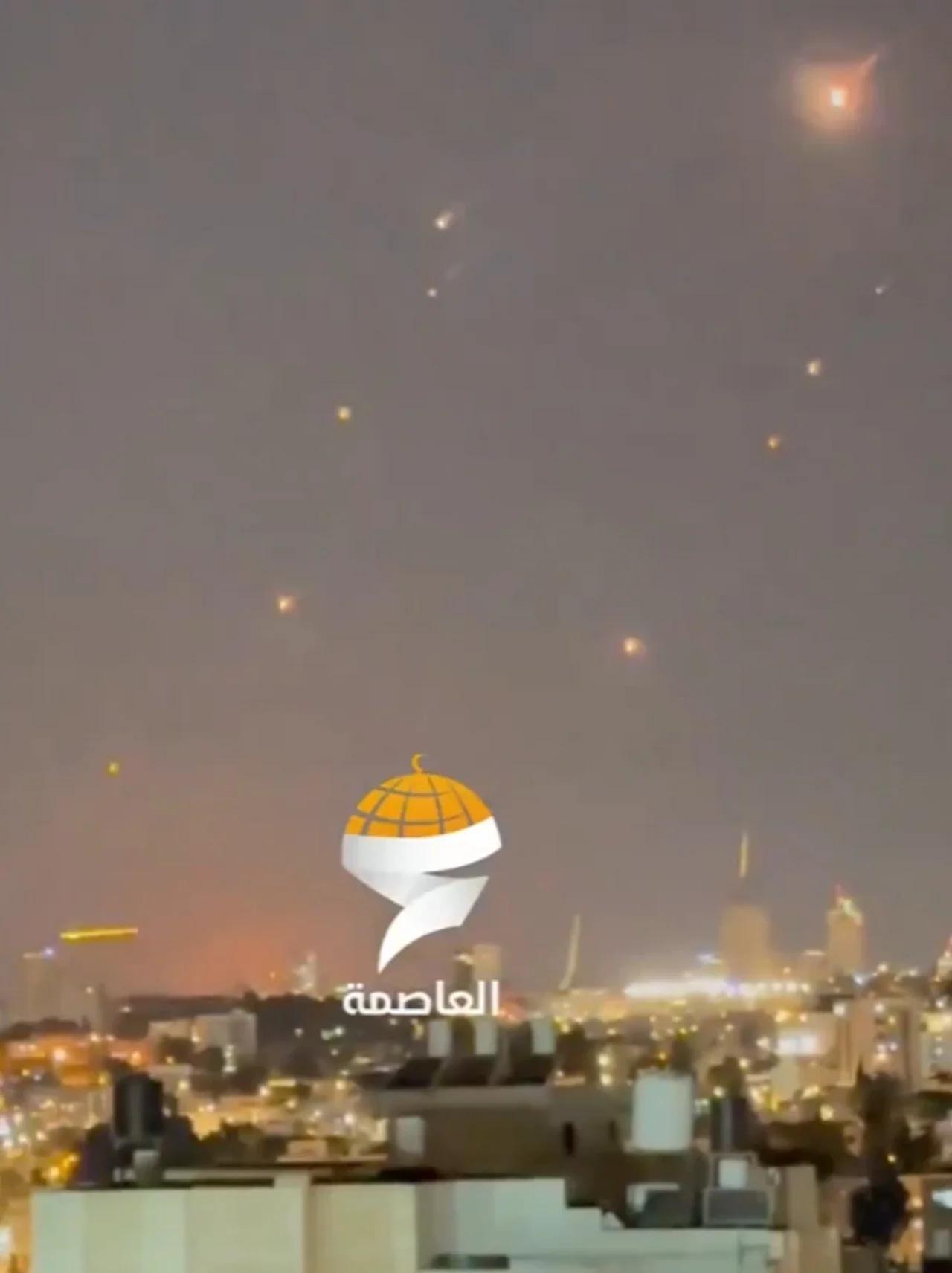📽️-A 🇬🇧&🇫🇷, Over 40 ballistic missiles launched from Iran towards Israel