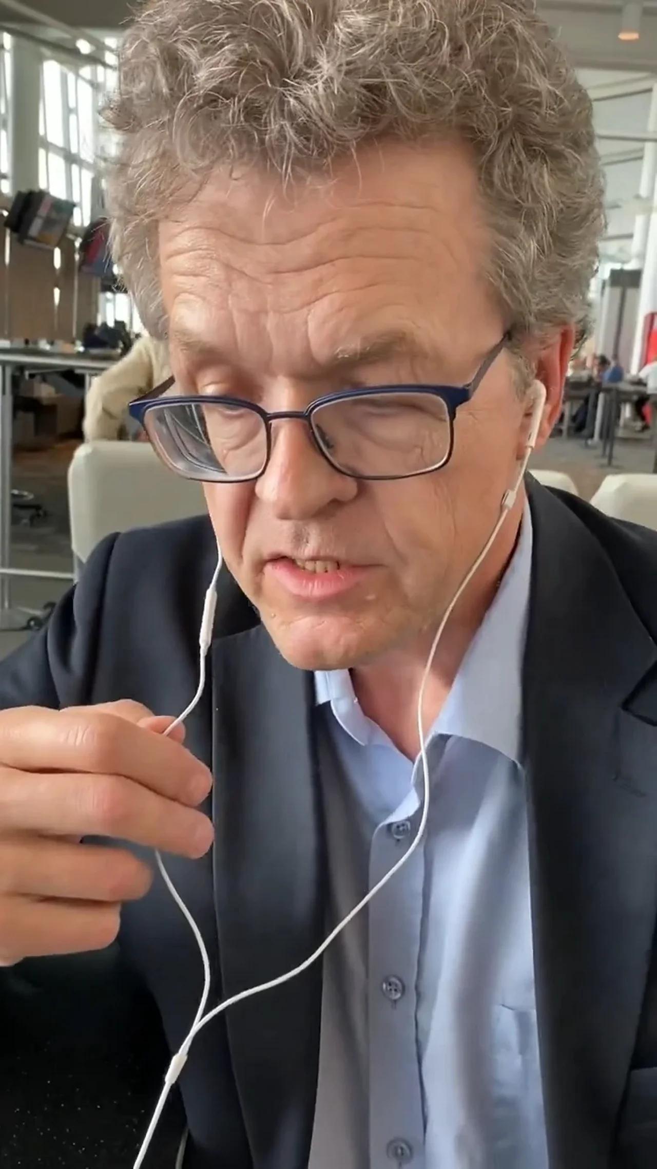 Matthew Pauly makes video in Greece to increase his safety